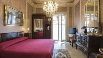 1 quarto, roupa de alta qualidade, secretária, quartos insonorizados
