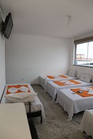 Quarto Quintúplo | Wi-Fi de cortesia, roupa de cama