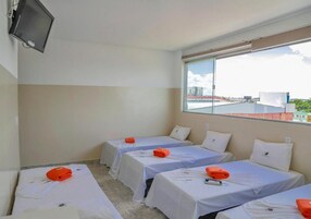 Wi-Fi de cortesia, roupa de cama