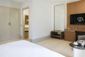 Aphel Prive Villa | Roupas de cama premium, frigobar (abastecido com alguns itens grátis)