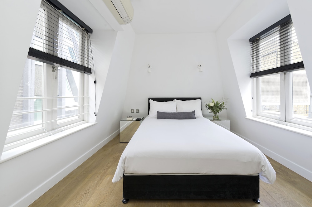 Crane Court By City2stay - Anglia Ruskin University, London - Farringdon Building