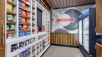 Snack-bar