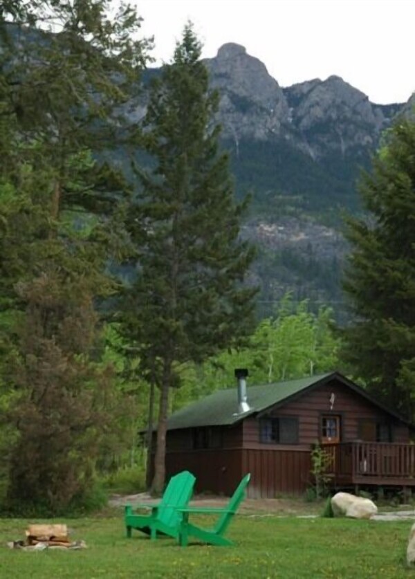 Addison's Bungalows - Alberta