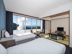 Cofre no quarto, secretária, Wi-fi grátis, roupa de cama fornecida