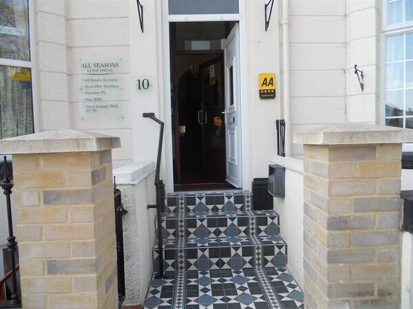 All Seasons Guest House - Great Yarmouth