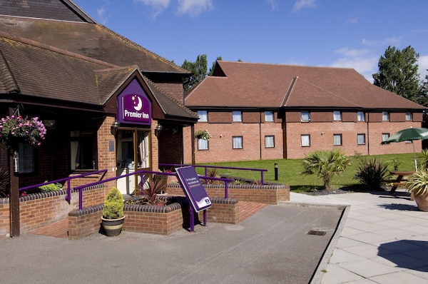 Premier Inn Christchurch - East - Isle of Wight