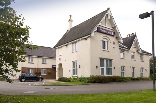 Premier Inn Taunton Ruishton - M5 J25 - Taunton