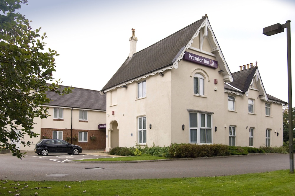 Premier Inn Taunton Ruishton - M5 J25 - Taunton