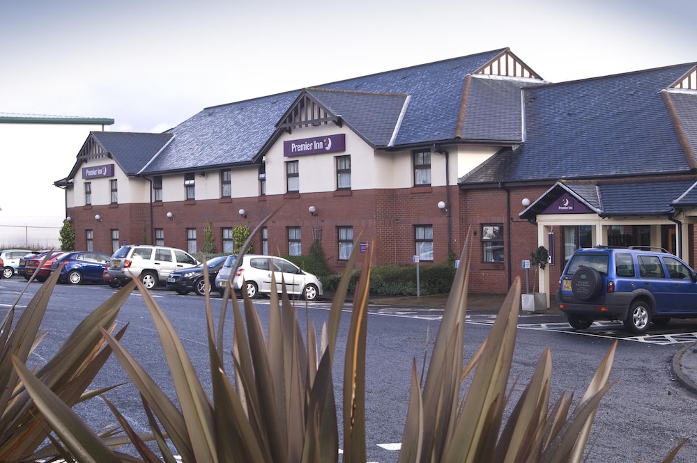 Premier Inn Greenock - Loch Lomond