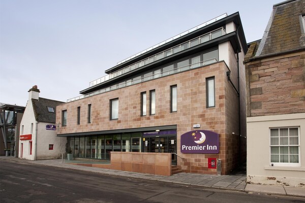 Premier Inn Inverness Centre - River Ness - Inverness, UK