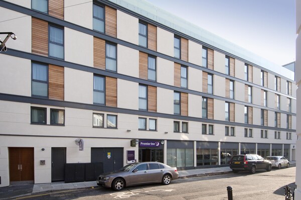 Premier Inn London Angel Islington - London, UK