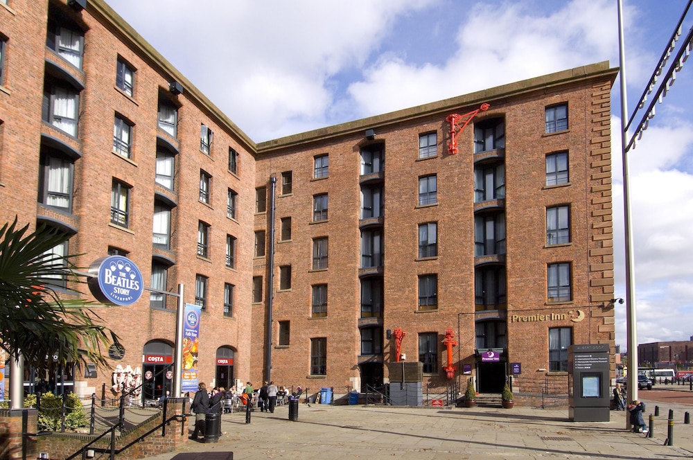 Premier Inn Liverpool City - Albert Dock - Wirral