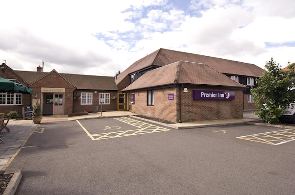Premier Inn Aylesbury - アリスバーリー