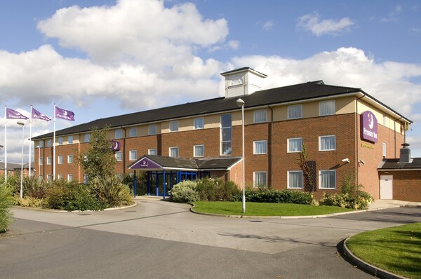 Premier Inn Wakefield South - M1 Jct39 - Wakefield, UK