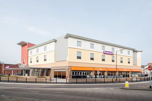Premier Inn Yeovil Town Centre - Yeovil