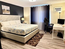 Apartamento Deluxe | Wi-fi grátis, roupa de cama fornecida 