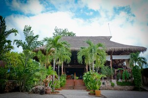 Fachada da propriedade