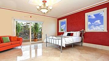 Casa família, ao lado da praia | 1 quarto, escrivaninha, ferros/tábuas de passar roupa, berços grátis