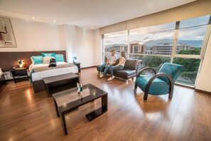 Quarto Individual Standard, 1 cama queen-size, casa de banho anexa, Vista para a cidade | 1 quarto, roupa de alta qualidade, edredões de penas 