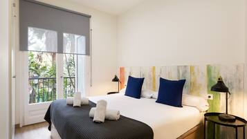 Apartamento premium, 2 quartos, vista para o mar (Port alegre, 57) | Edredons de pluma, cofres nos quartos, ferros/tábuas de passar roupa