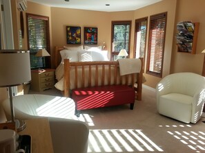 Quarto Clássico, varanda, vista para o lago | Com mobília individualizada, Wi-fi grátis, roupa de cama fornecida 