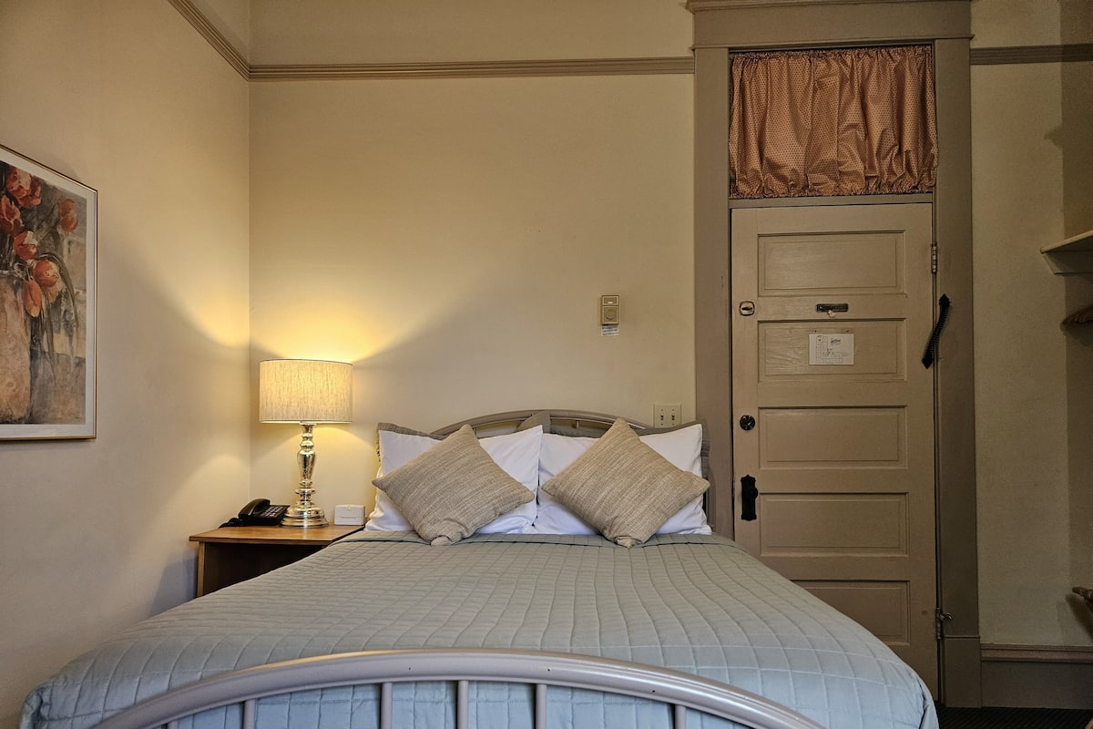 Quarto, 1 cama de casal | 1 quarto, edredões de penas, camas de colchão viscoelástico