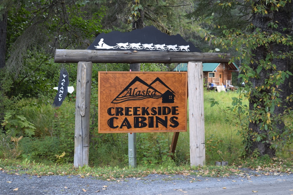 Alaska Creekside Cabins - Seward, AK