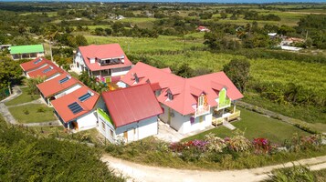 Entrada do alojamento