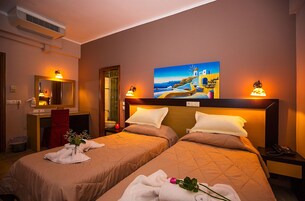 Quarto Duplo Cidade, 1 cama de casal ou 2 camas individuais, Vista para a cidade | Cofre no quarto, quartos insonorizados, ferro/tábua de engomar 