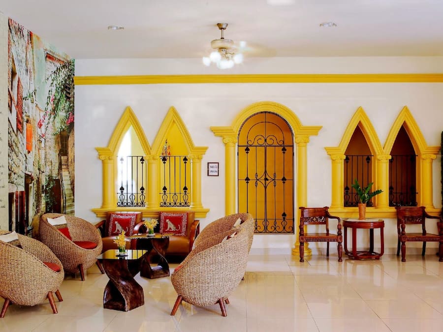 Área de estar no saguão