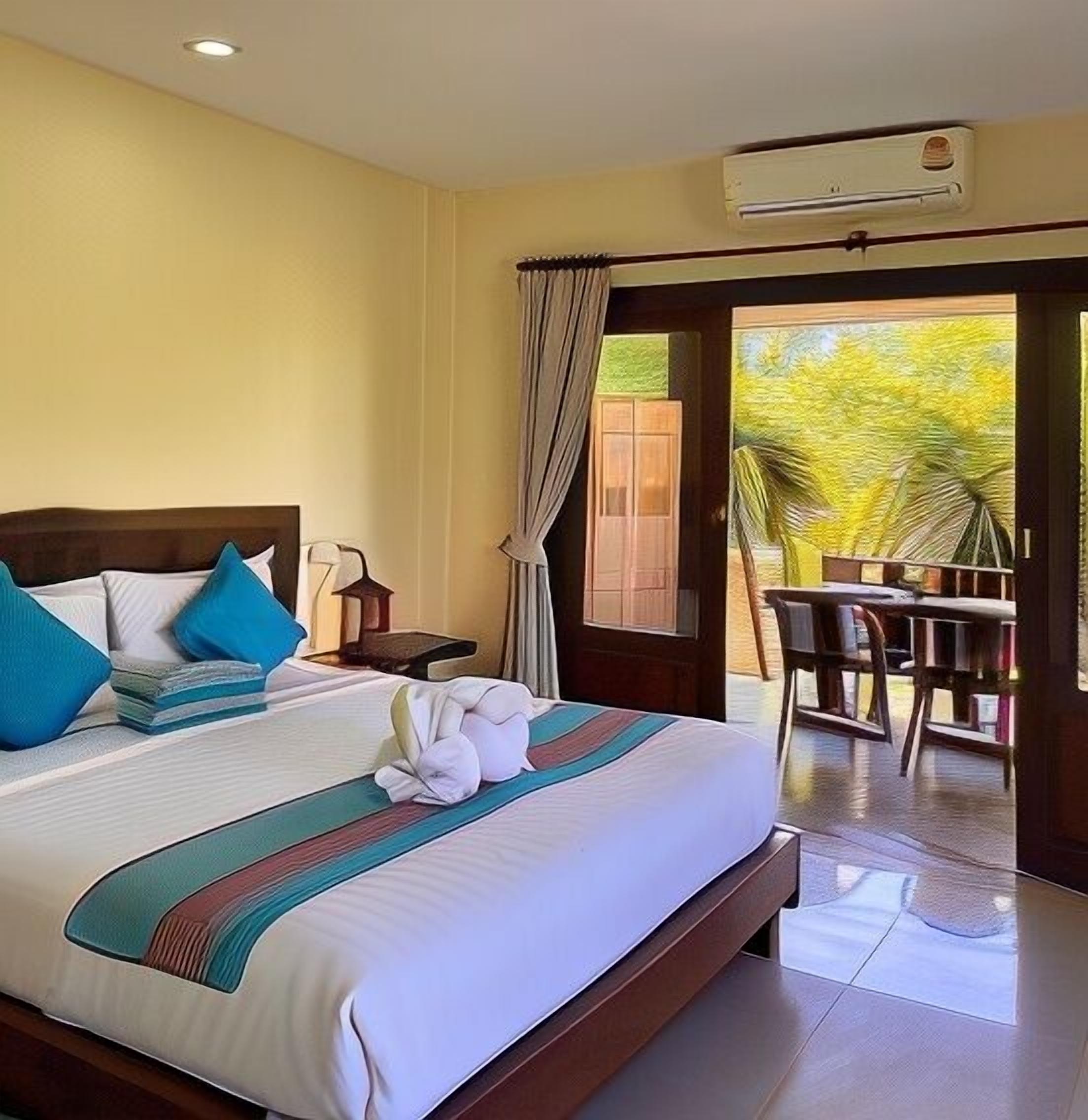 Wi-Fi de cortesia, roupa de cama