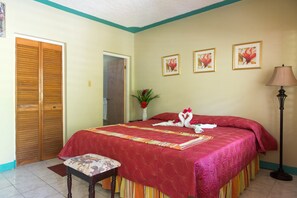 Quarto Duplo Superior, 1 cama de casal, cozinha | Wi-fi grátis, roupa de cama fornecida