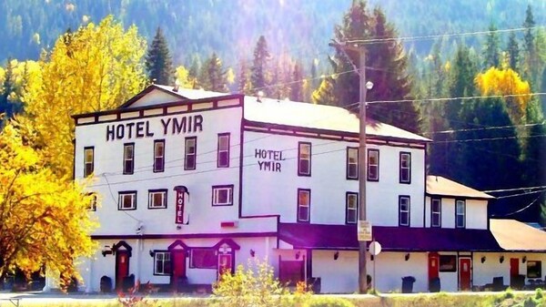 Hotel Ymir - British Columbia