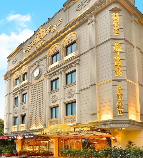 Hotel Emirhan Palace Reviews, Deals & Photos 2023 - Expedia