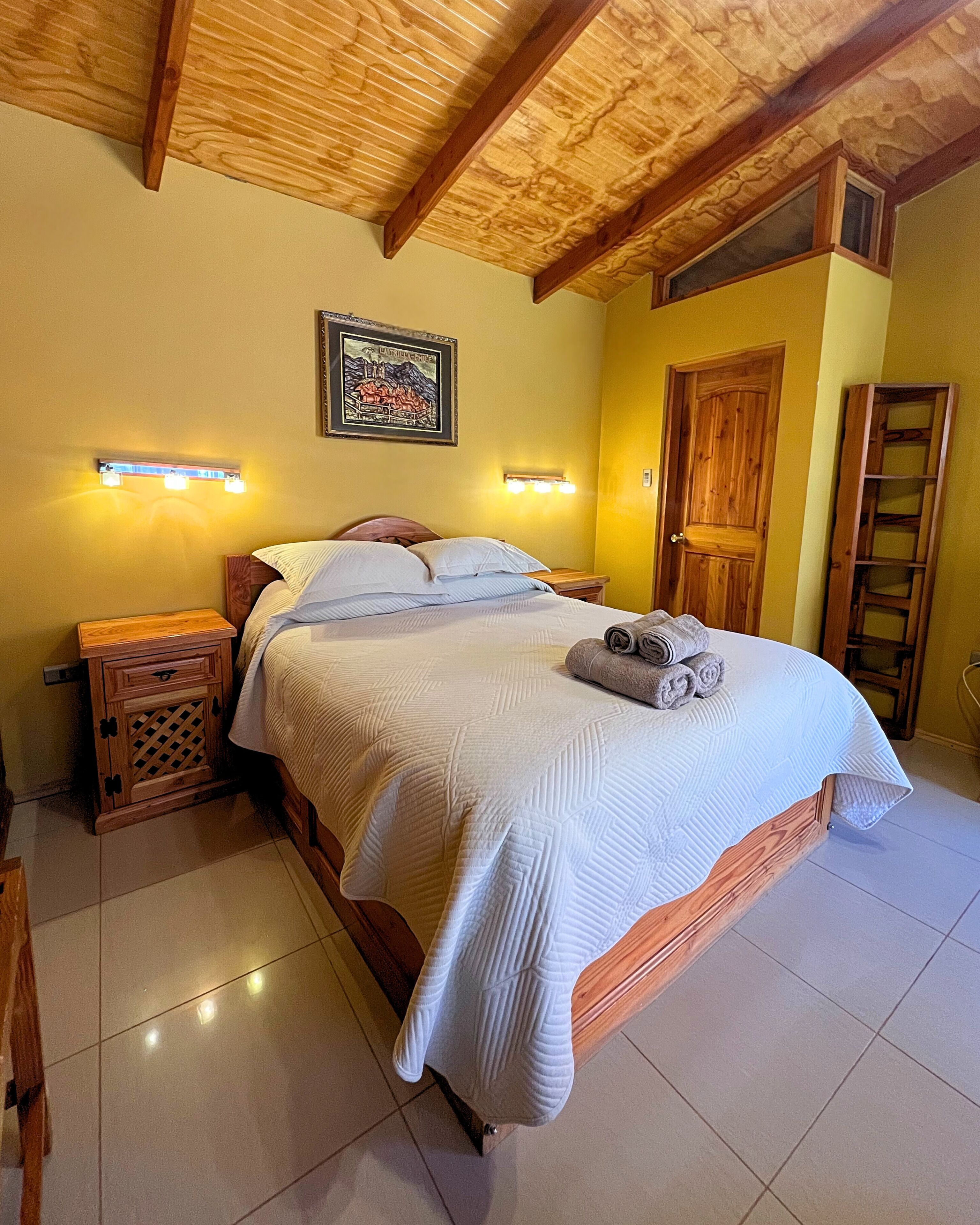 Deluxe Double Room, Private Bathroom | Roupas de cama premium, Wi-Fi de cortesia, roupa de cama