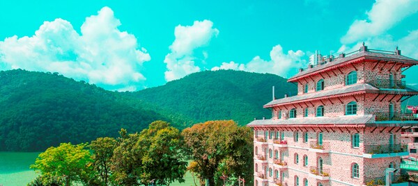 Glacier Hotel And Spa - Pokhara