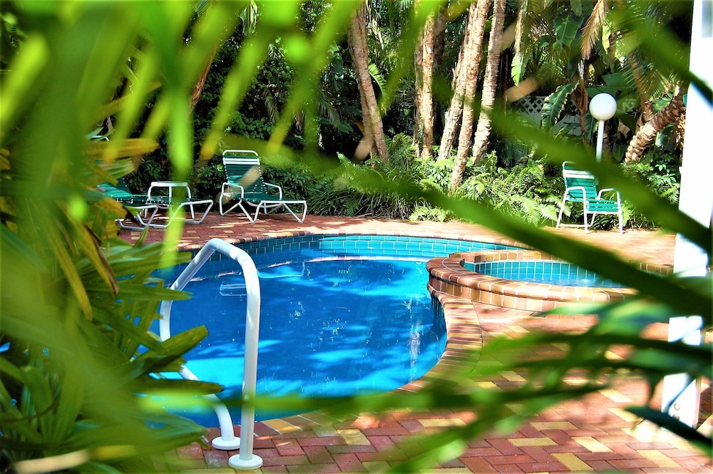 Siesta Palms By The Beach - Siesta Key, FL