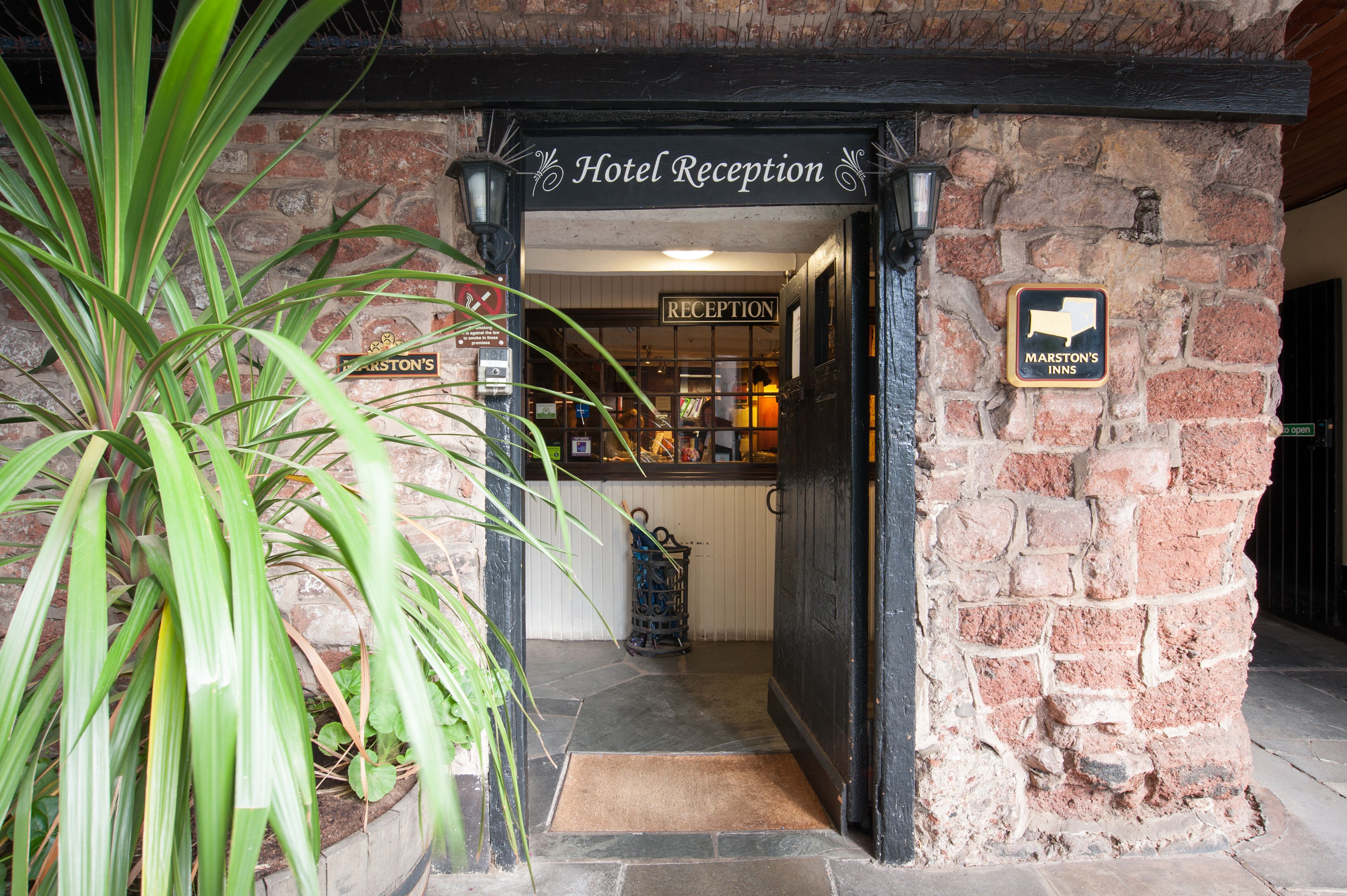 White Hart, Exeter by Marston's Inns (Exeter, United Kingdom), Exeter ...