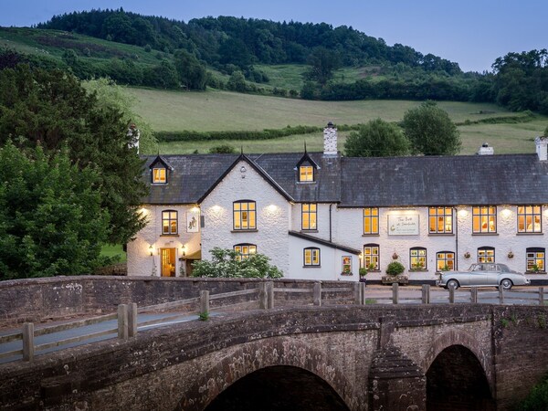 The Bell At Skenfrith - Monmouthshire