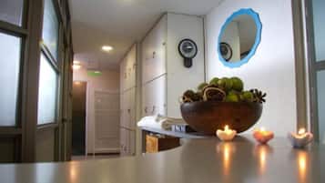 Banho turco, massagens de pedras quentes