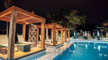 Piscina externa