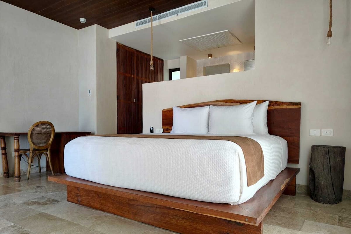 Suite Agua, Ocean View & Private Jacuzzi | Lençóis de algodĂŁo egĂpcio, roupa de alta qualidade, edredĂ”es de penas