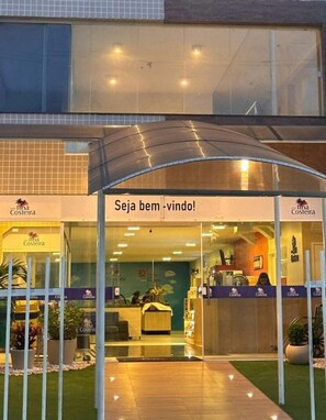 Fachada da propriedade