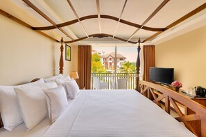 Super Deluxe Double or Twin - Main Wing | 7 quartos, roupas de cama premium, cofres nos quartos, escrivaninha