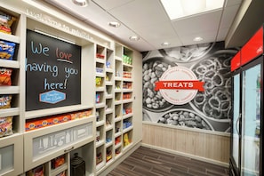Snack-bar