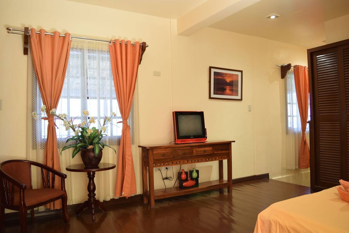 Camas desdobráveis, Wi-fi grátis, roupa de cama fornecida