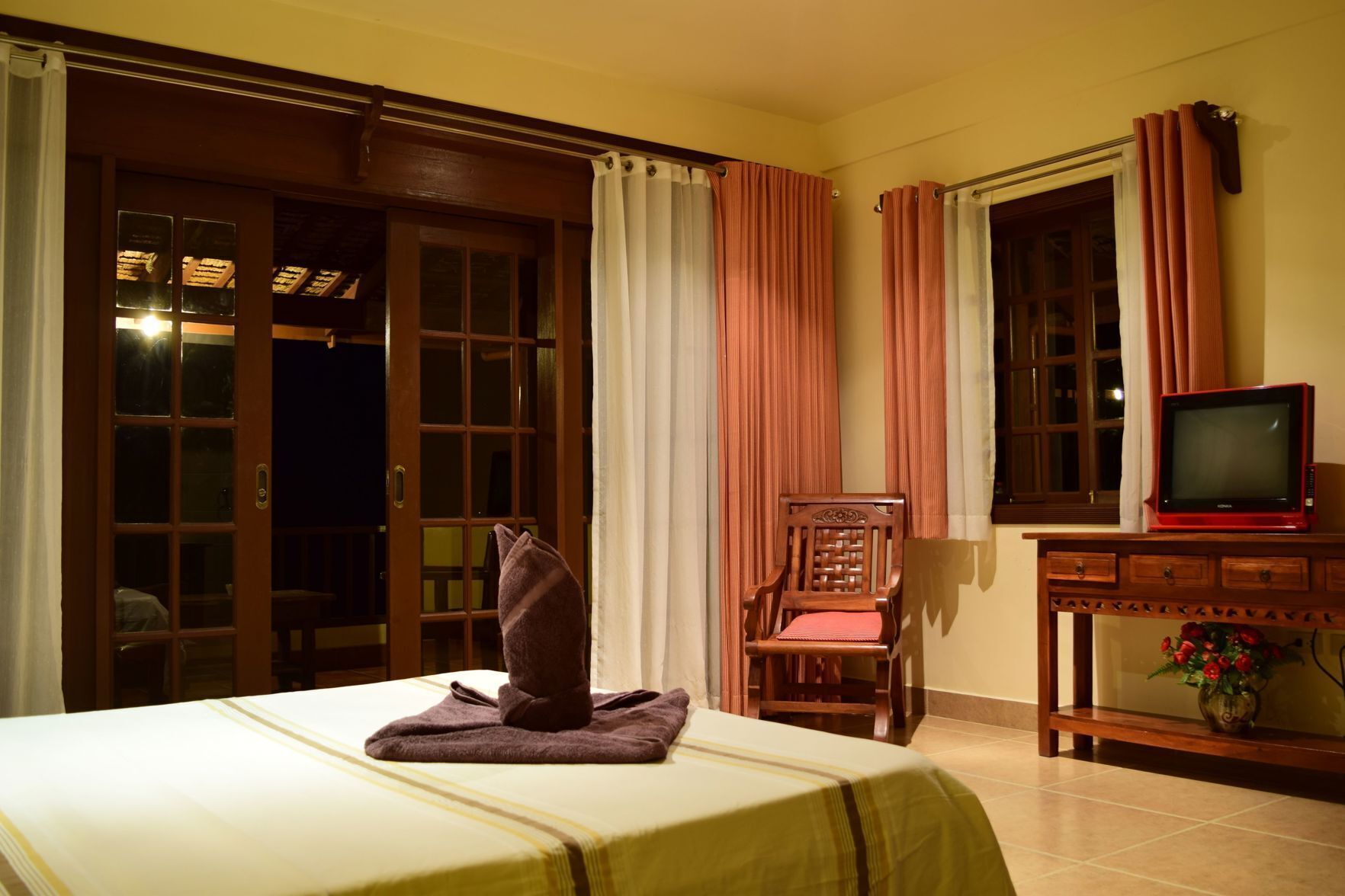 Camas desdobráveis, Wi-fi grátis, roupa de cama fornecida 