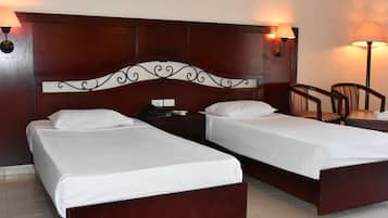 Quarto standard, vista para o jardim (With 2 Extra Bed) | Frigobar, cofres nos quartos, berços grátis, camas extras/dobráveis