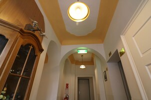 Entrada (vista interior)