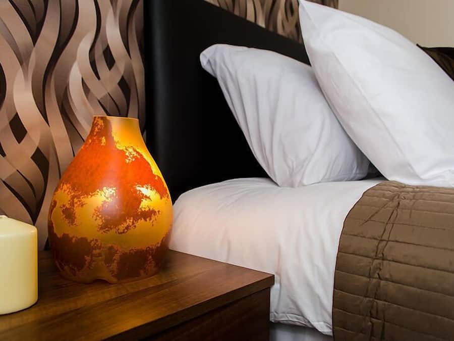 Wi-fi grátis, roupa de cama fornecida